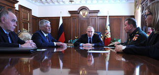 NEWSru.com :: Самые быстрые новости. Фото и видео дня. Лента новостей в ...